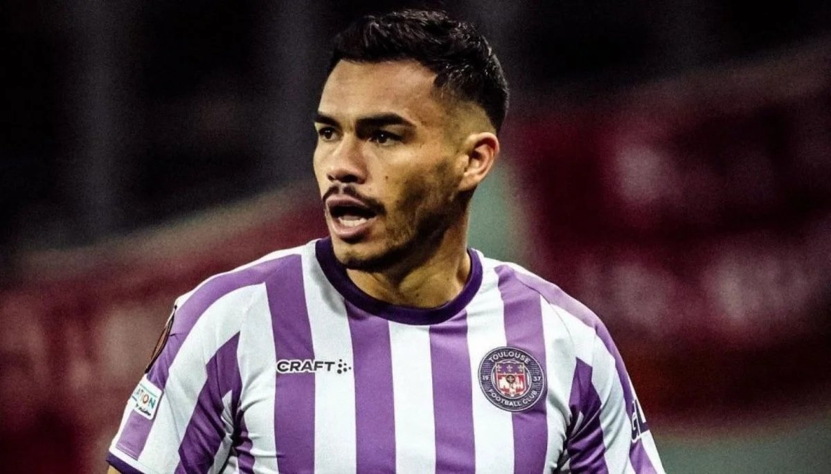 Gabriel Suazo Sevilla FC: Acuerdo Clave que Sorprende